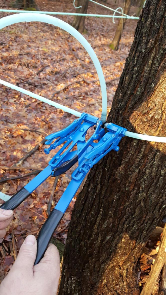 Double Hand Cut-In Pliers by Maple Tech Tools (For 5/16" Tubing ...